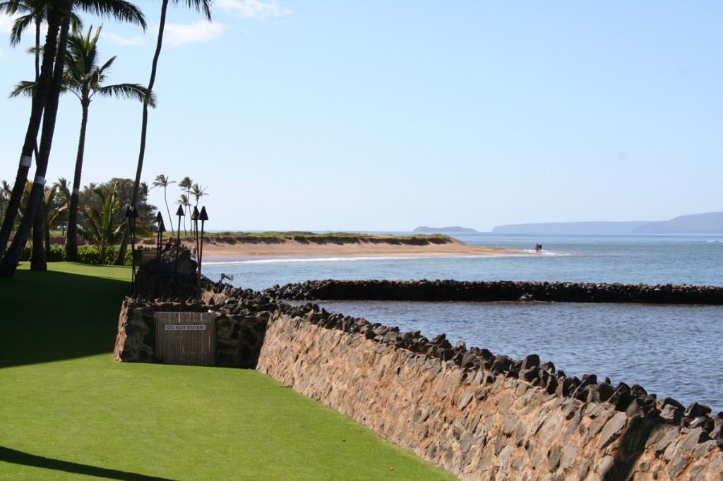 lawn-horizontal | Maui Guidebook