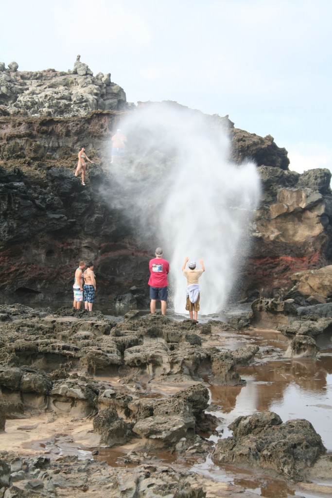 Nakalele Point, Blowhole & "Acid War Zone" | Maui Guidebook